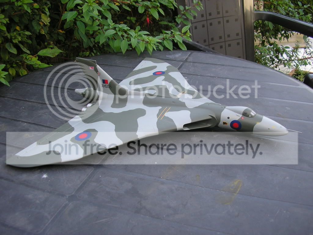 What colour for XH558? - Aircraft Cold War - Britmodeller.com